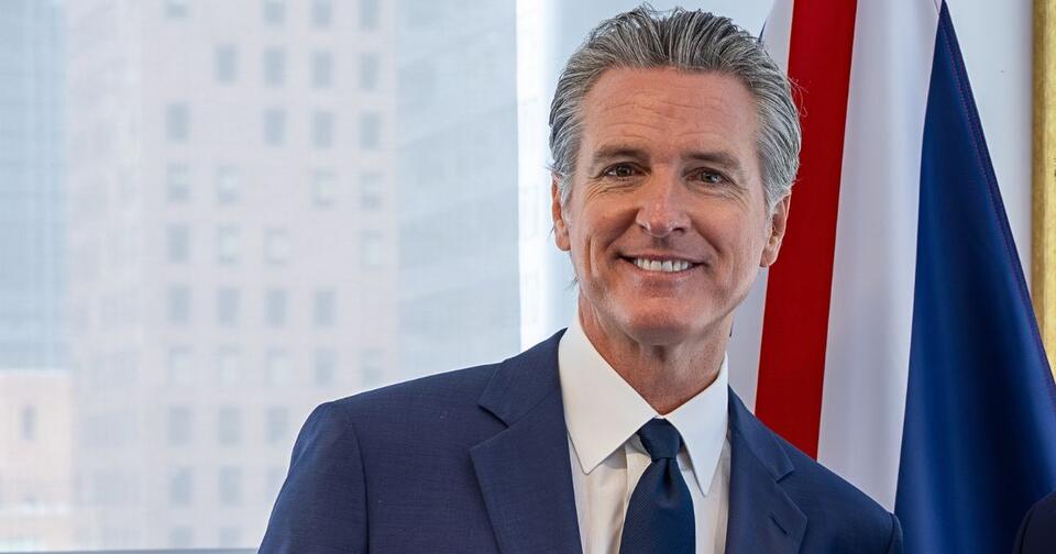 Newsom Fires Back at Trump’s ‘Daddy’ Jab With Savage ‘Grandpa’ Dig ...