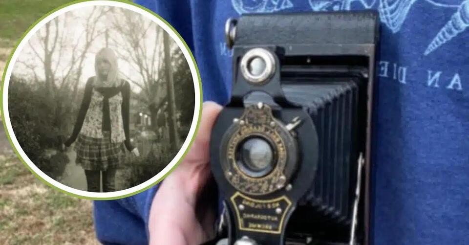 Teen Captures Friends With 100-Year-Old Camera And The Results Are ...