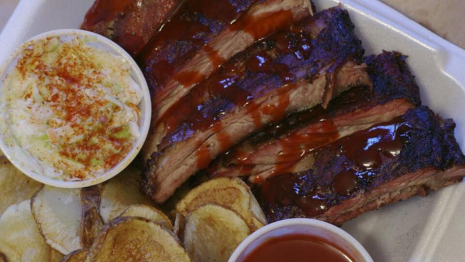 Popular Minnesota Eatery Serves The ‘Best Barbecue’ In The Entire State ...