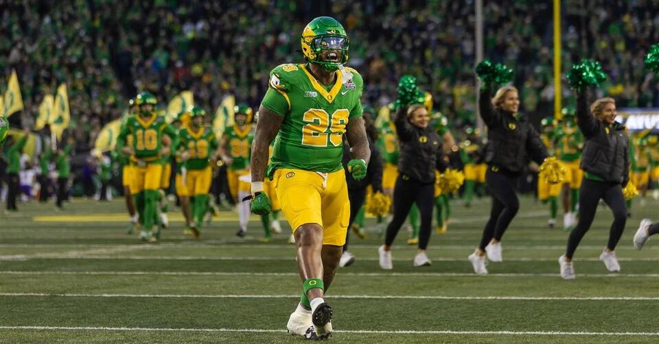 Ashton Porter enters transfer portal as Oregon locks in returns of ...