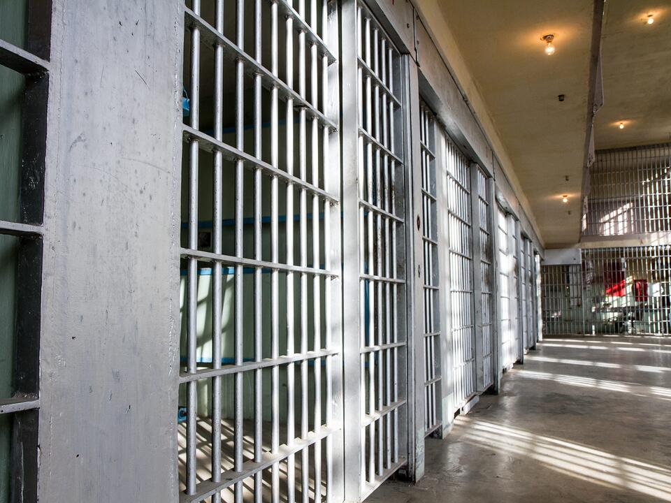 New Jersey lawmakers urge federal action on COVID-19 outbreak at FCI ...