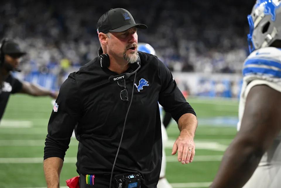 Dan Campbell offers nuanced answer on playing starters vs. Bears ...