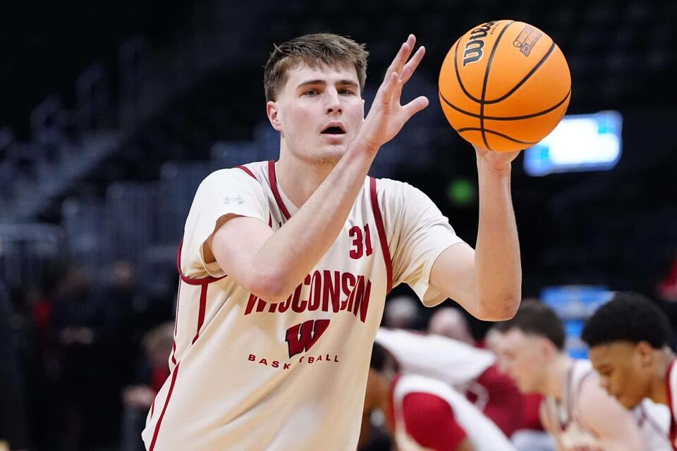 Nolan Winter, Wisconsin Badgers secure turnover-filled 86-55 win over ...