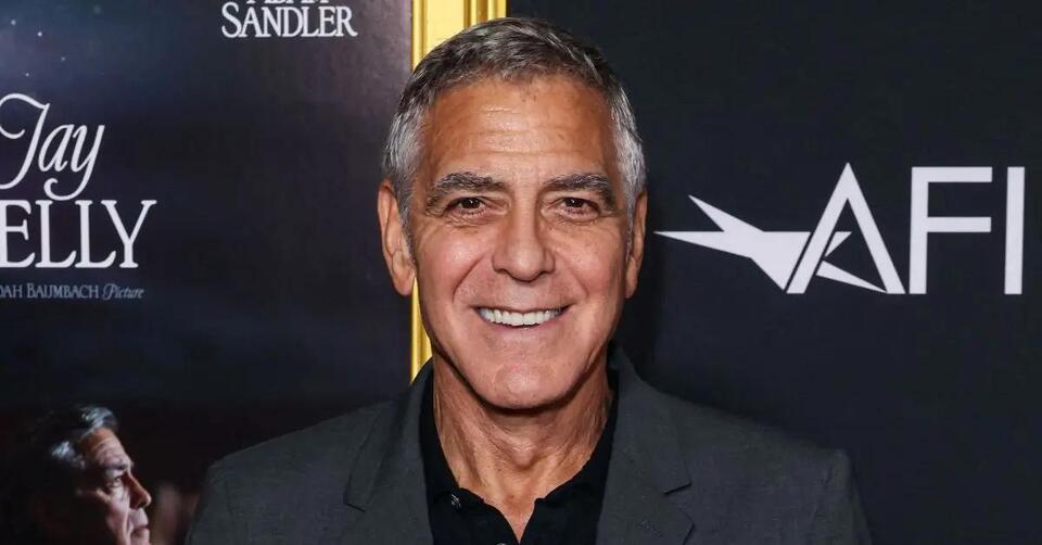 George Clooney Remembers Hilarious 'Golden Girls' Cameo: 'Who Wasn't a ...