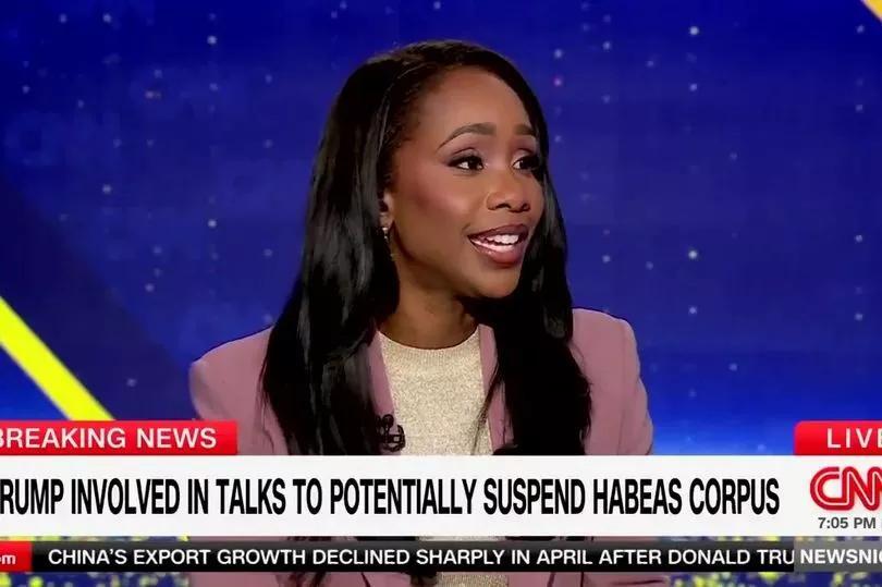 CNN host 'struggles' to report bombshell 'breaking news' about Donald ...