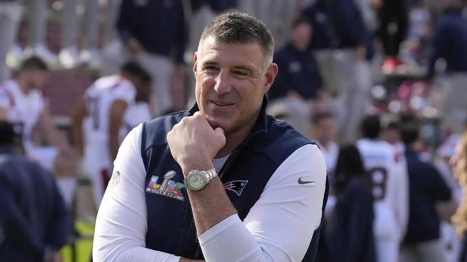 Trade Idea Lands Patriots Six-Time Pro Bowl Weapon - NewsBreak