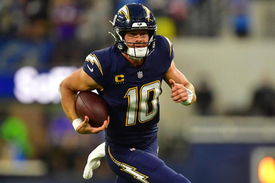 Los Angeles Chargers Start-Sit: Week 9 Fantasy Advice for Justin ...