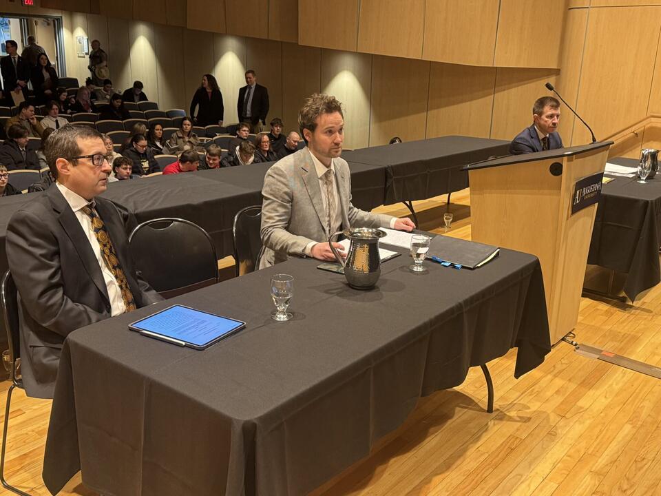 State’s high court says survival bunker owners can pursue eviction for ...