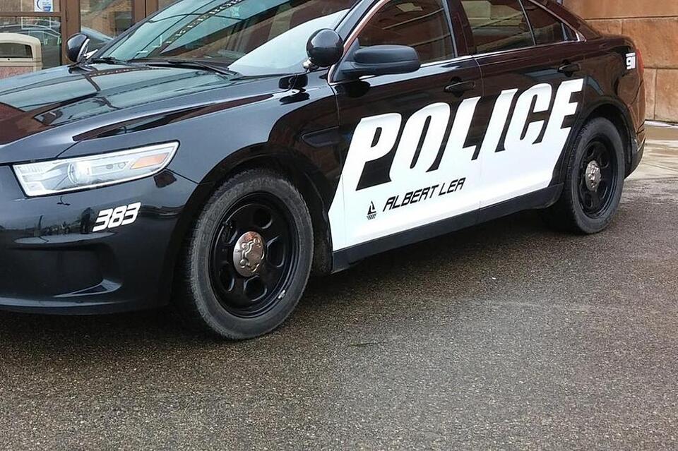 Albert Lea Police Arrest 18-Year-Old Following Stolen Car Chase - NewsBreak