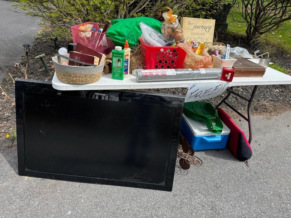 🎁 Freebies Up for Grabs in Clifton Park Right Now - NewsBreak