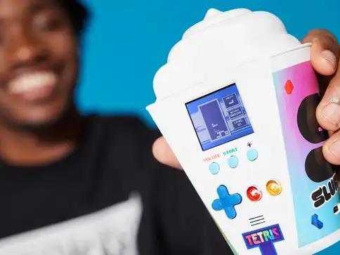 Finally, You Can Play Tetris On The Side Of A 7-Eleven Slurpee Cup!