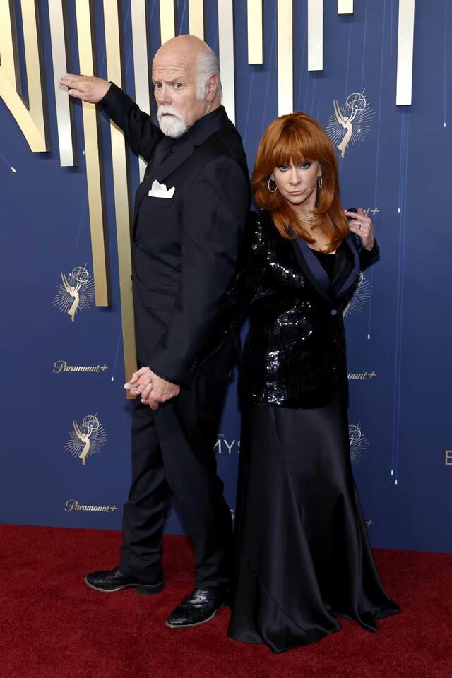 Reba McEntire and Rex Linn Are Engaged! - NewsBreak