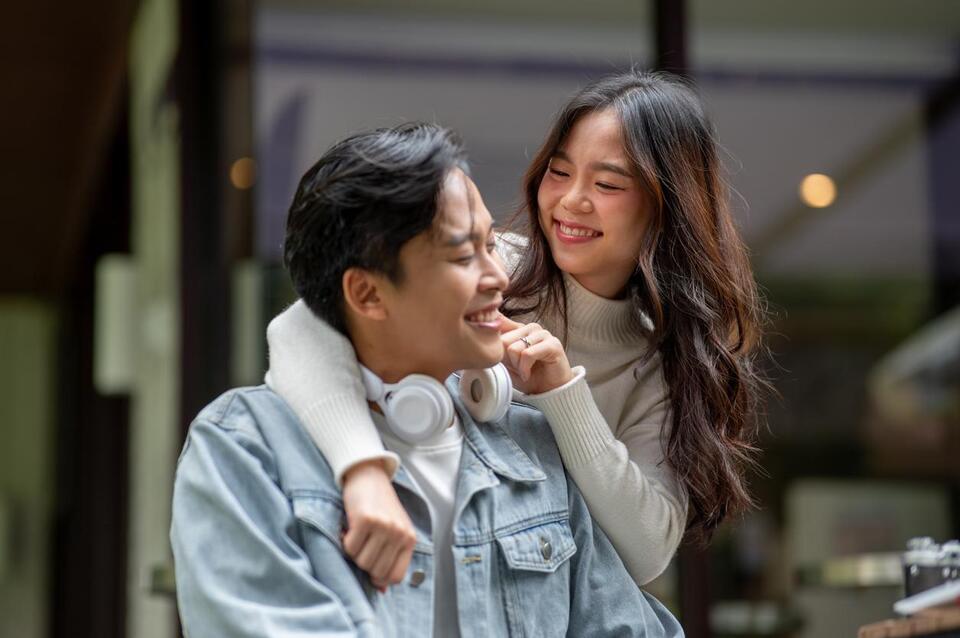 The New Dating Trend ‘Hypogamy' Has Everyone Worried - Here's Why It ...
