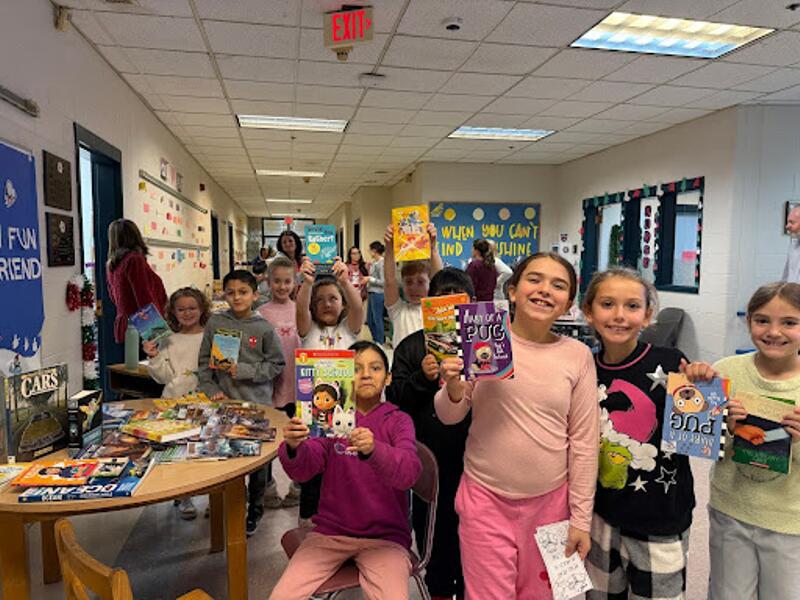 Memorial Elementary School holds first ever Book Swap - NewsBreak