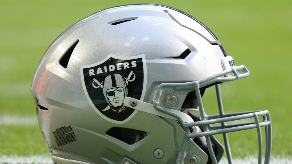 Raiders claim DB Thomas Harper, DT Jonah Laulu off waivers - NewsBreak