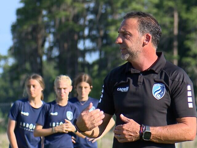 Martin Gramatica leads 13U Girls West Florida Flames to nationals