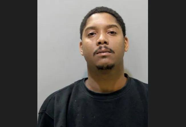 Detroit man faces multiple charges after fleeing scene of crash that ...