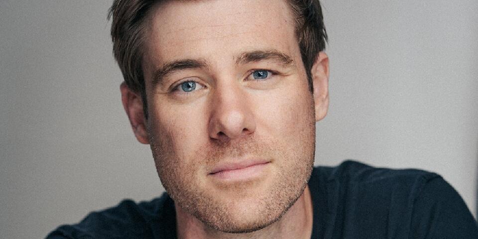 David Hunter Joins the Cast of IF/THEN Starring Kerry Ellis - NewsBreak