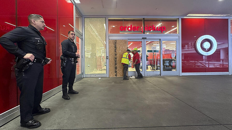 Suspect in shooting at downtown LA Target charged with attempted murder ...