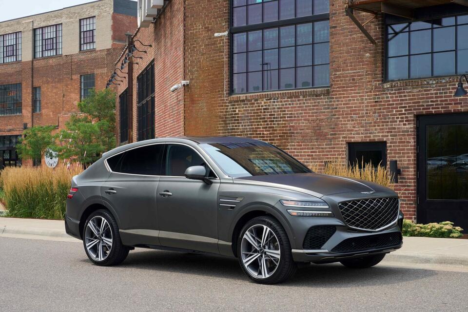 2025 Genesis GV80 Coupe adds fastback style, more powerful engine ...