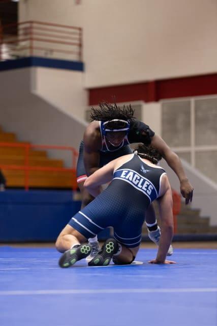Colonels edge Ohio County, advance to state duals - NewsBreak