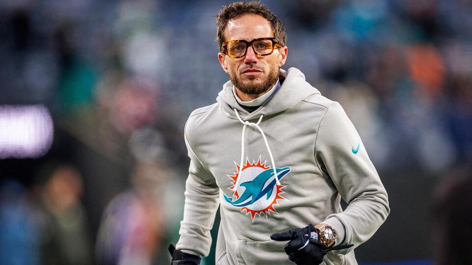 Mike McDaniel's Top NFL Landing Spots After Being Fired as Dolphins HC ...