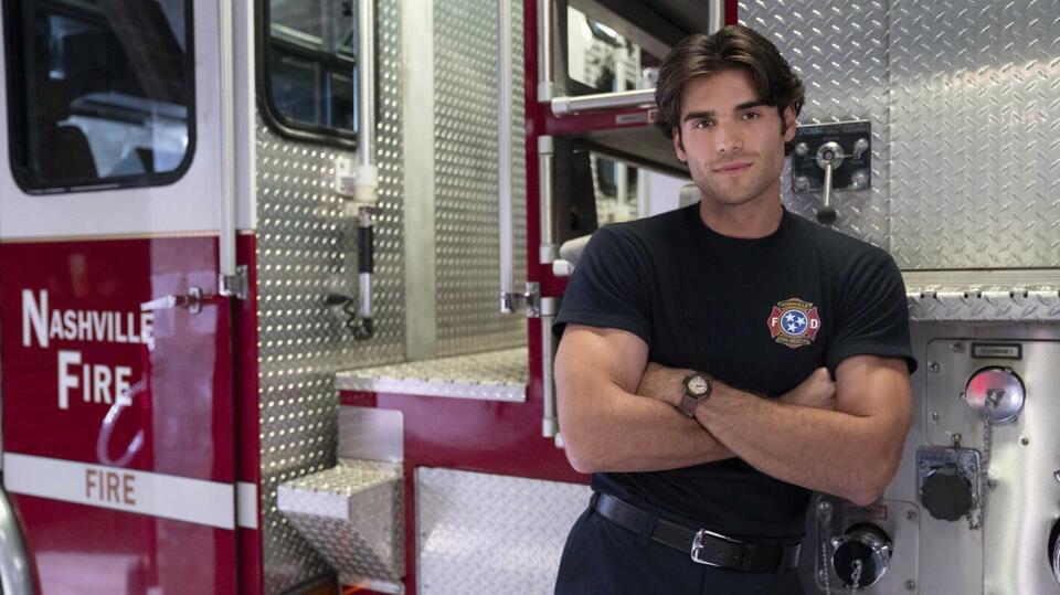Who is Hunter McVey? Meet the ‘9-1-1: Nashville’ Newbie & Instagram ...