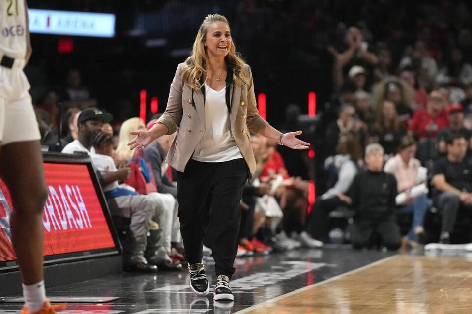 List of Current WNBA Head Coaches: Every Team’s Sideline General ...
