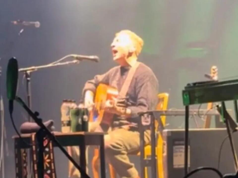 Tyler Childers Delivers Stunning Acoustic Cover Of Pink Floyd’s “Time ...