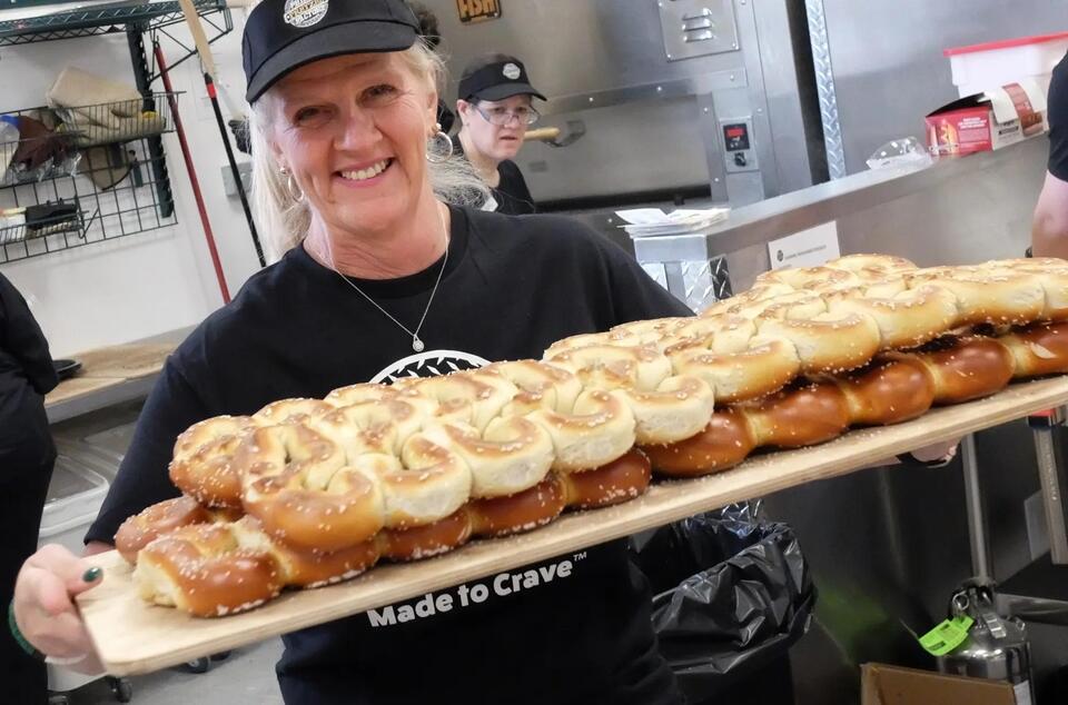 Philly Pretzel Factory celebrates grand opening - NewsBreak