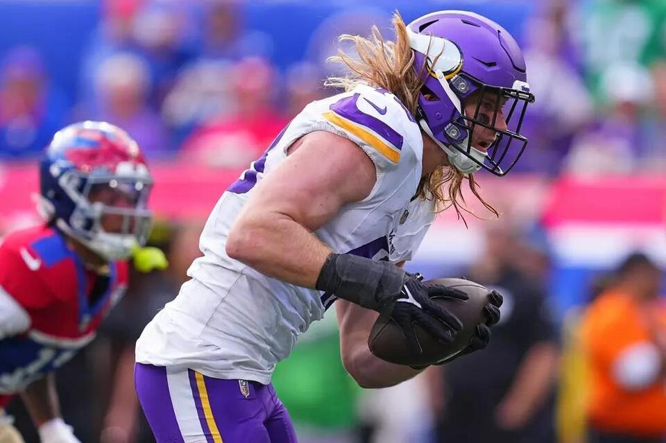 A New Fan Favorite? Who Is Andrew Van Ginkel Of The Minnesota Vikings ...