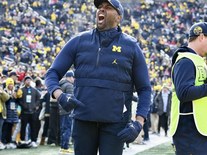 Michigan football recruiting: Top247 running back commits to Wolverines