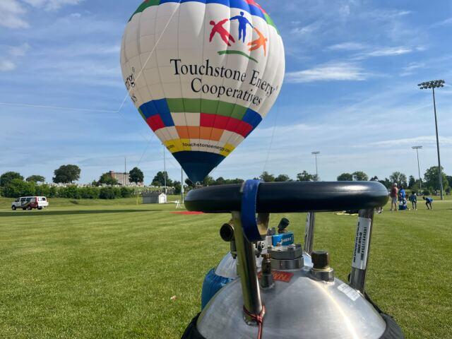 Energy cooperatives offer free hot air balloon rides for Special Olympics