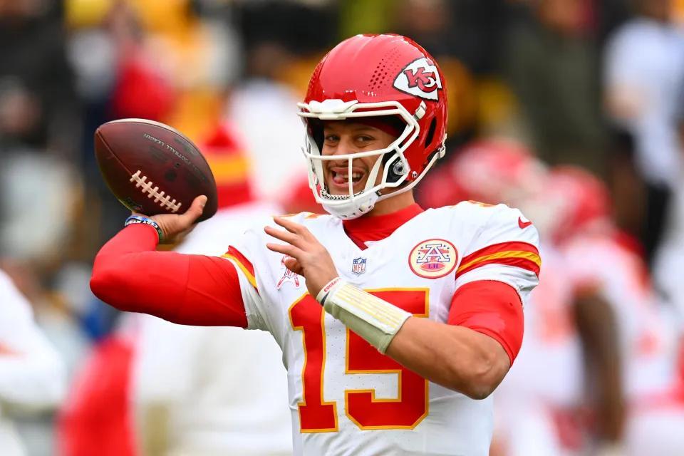 Kansas City Chiefs make final Patrick Mahomes bench decision for Denver ...