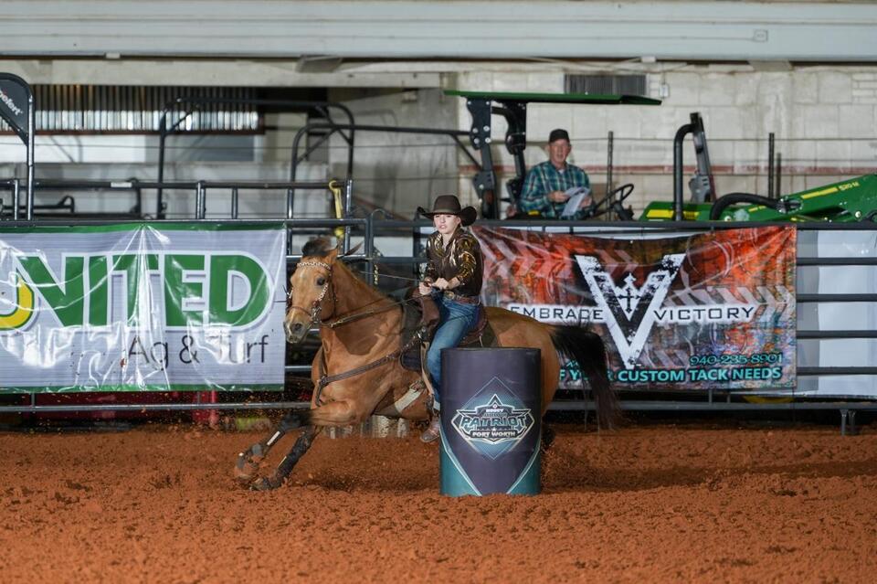 Skyler Nicholas Sweeps Patriot Cinch Young Guns Long Go with Stoli My ...
