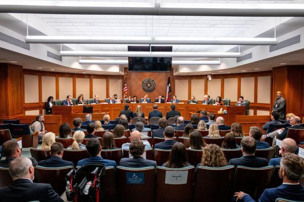 Camp Mystic owners apologize for deadly flood plan failures and push to ...