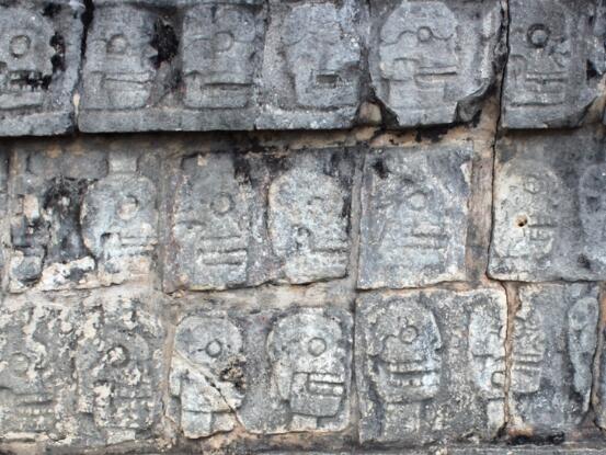 DNA Analysis Overturns Myths of Maya Empire's Child Sacrifice Rituals