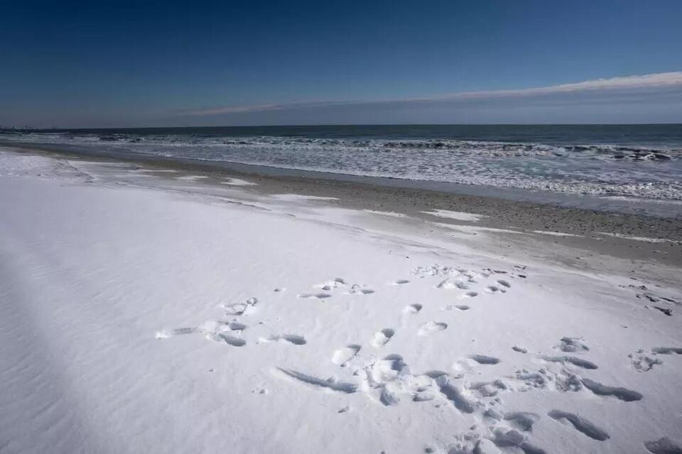 Here’s Why It’s Randomly Snowing in the South - NewsBreak