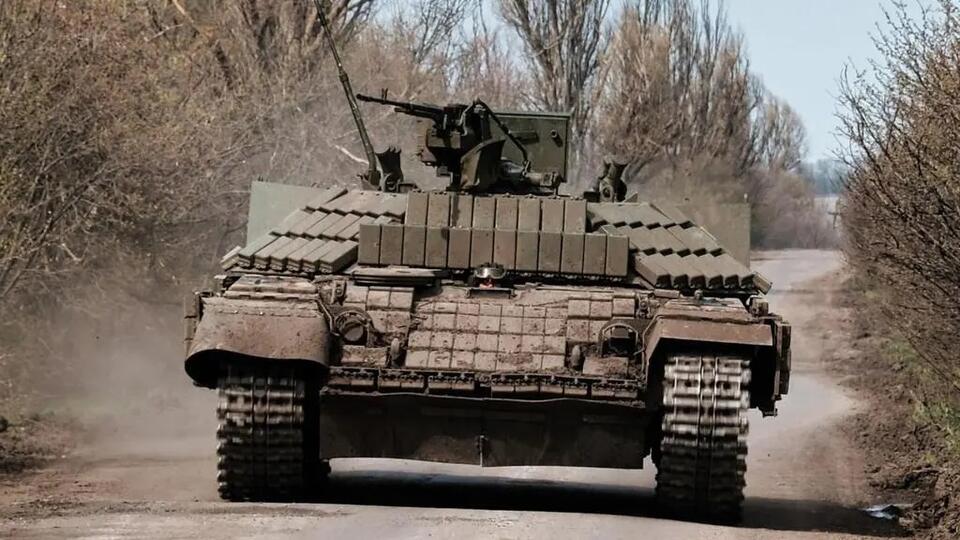 Russia Is So Scared Of Ukrainian Drones, It's Stripping The Turrets Off ...
