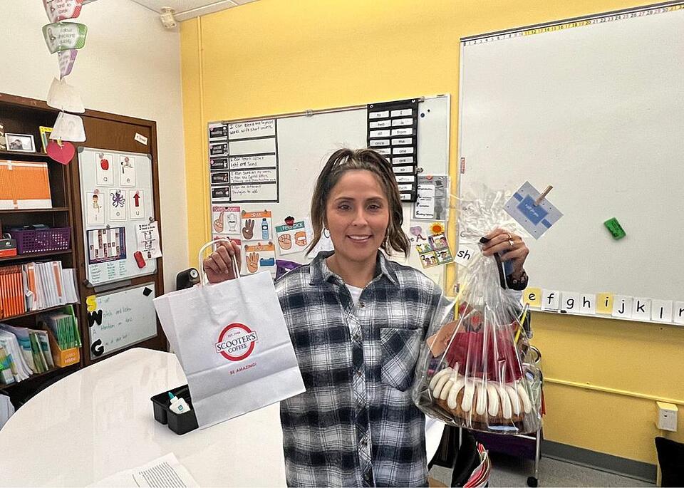 Eastern Iowa Elementary Teacher Honored For Helping Kids Find Their ...