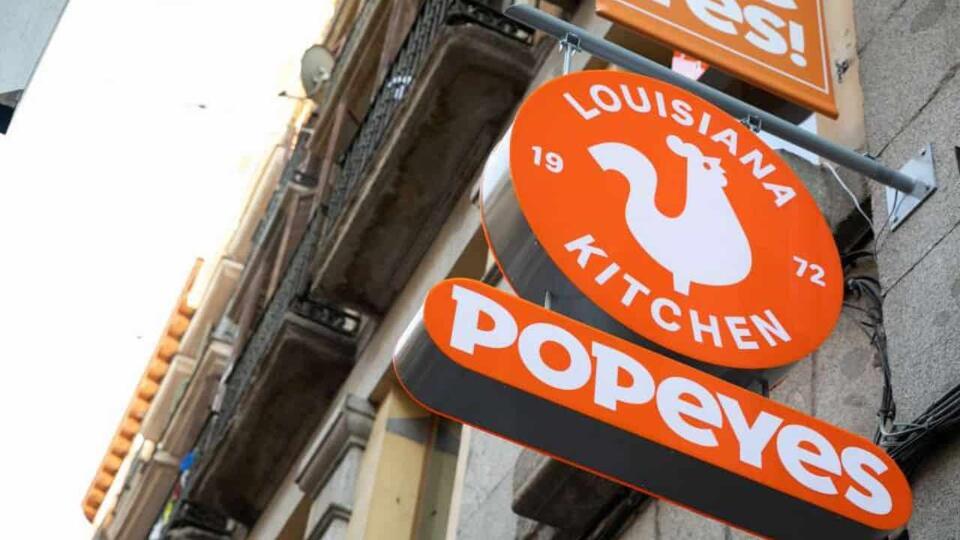 Popeyes Bets Big on National Advertising Spend, Restaurant Remodels ...