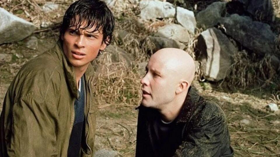 When does Lex find out about Clark in Smallville? Details explored ...