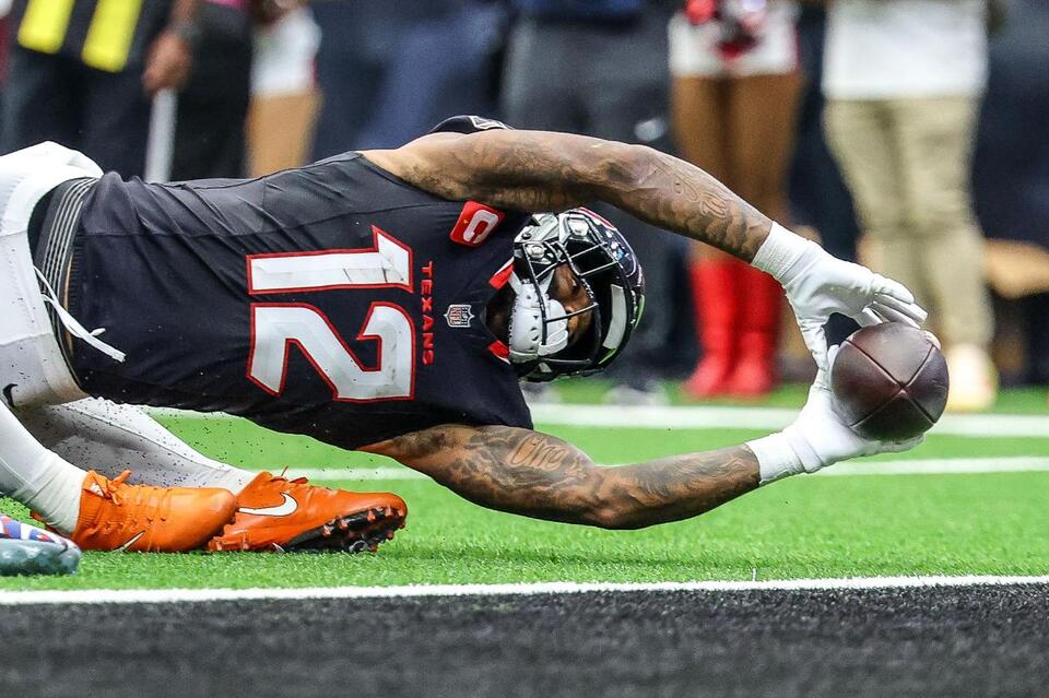 Broncos Boot the Texans - NewsBreak