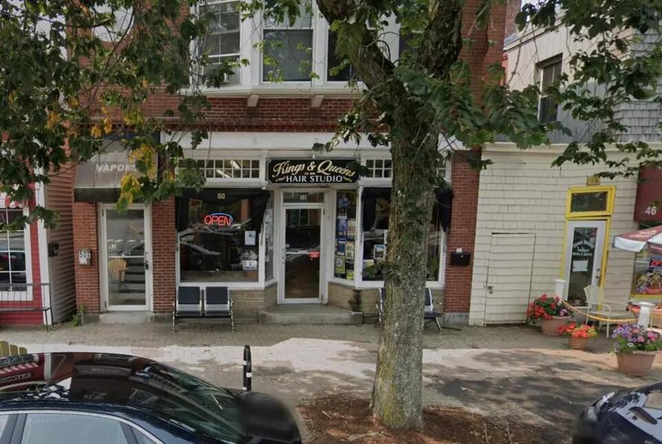 ‘Hobbit’-Themed Restaurant Finally Ready to Open in Brunswick, Maine ...