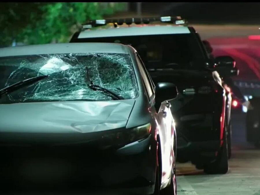 Pedestrian killed in Tarzana hit-and-run identified as Comedian Perry Kurtz