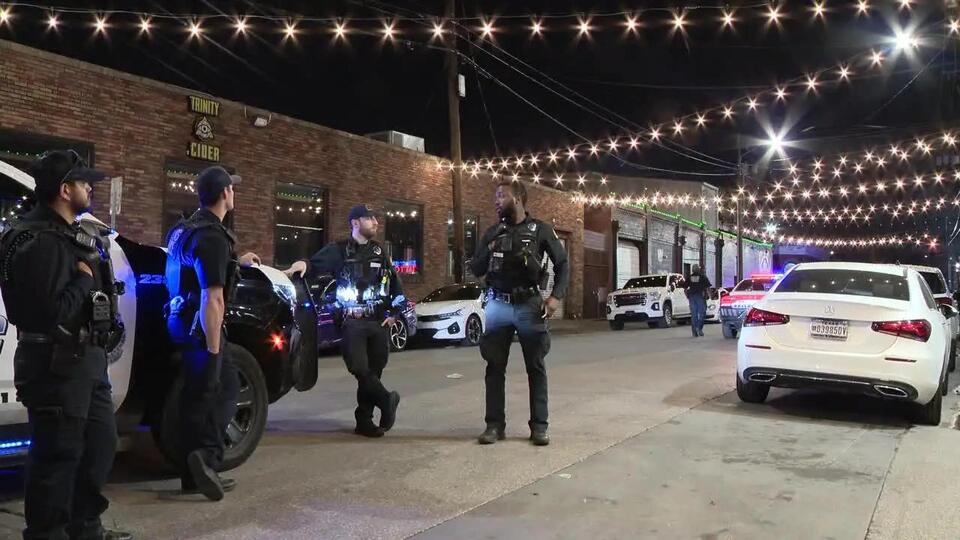 Deadly shooting outside Deep Ellum club after fight; police search for ...