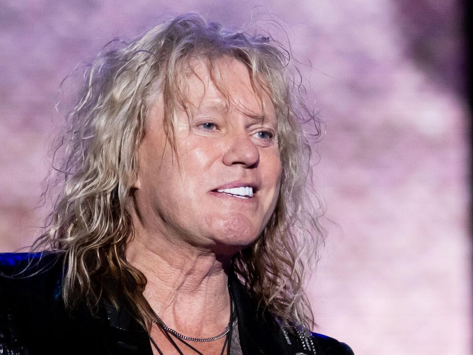 Def Leppard’s Rick Savage Admits He “Loved” Touring With Mötley Crüe ...