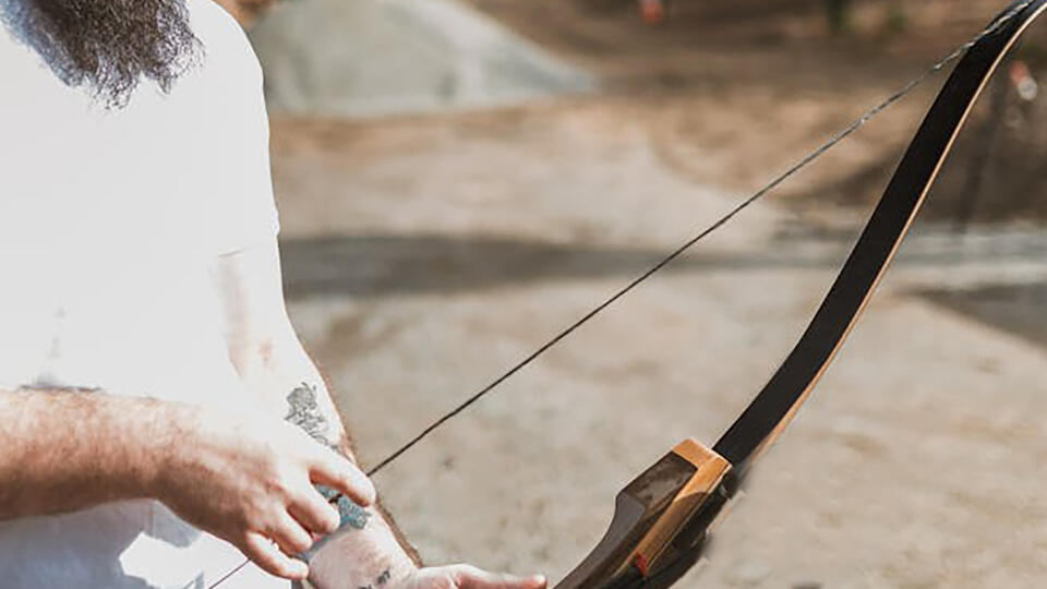 Hunter Forgot His Quiver and Arrows After a Two-Mile Walk — Then His ...