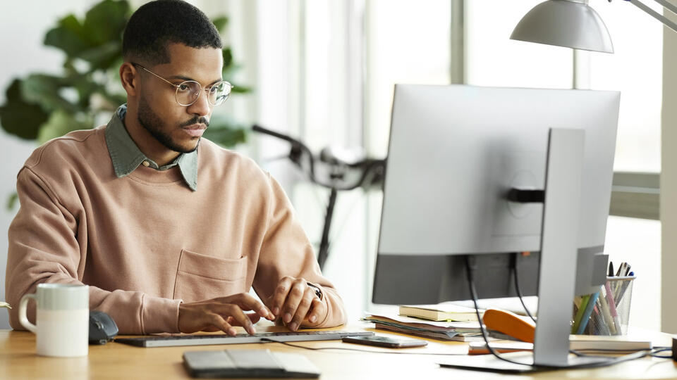 What Do Upstream And Downstream USB Ports Mean On A Monitor? - NewsBreak