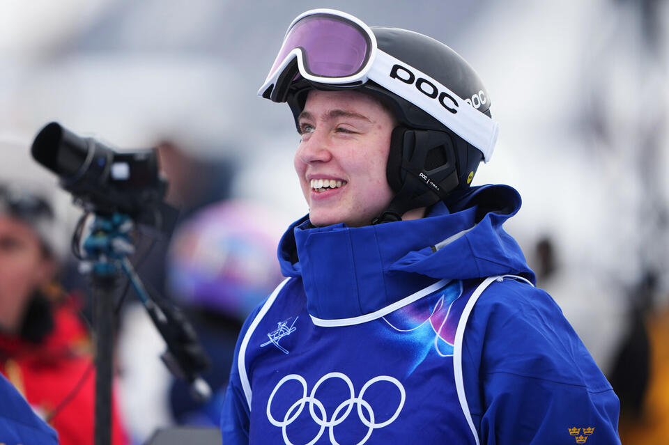 Hailed as a pioneer, Swedish transgender skier at Winter Olympics just ...